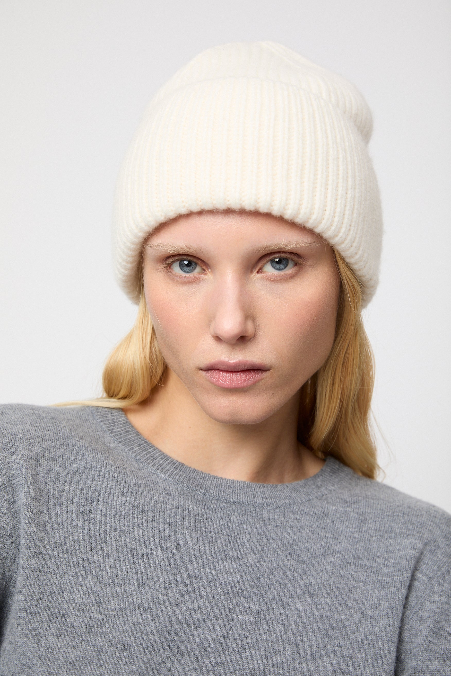 Avignon Beanie Macadamia – Fall Winter Spring Summer