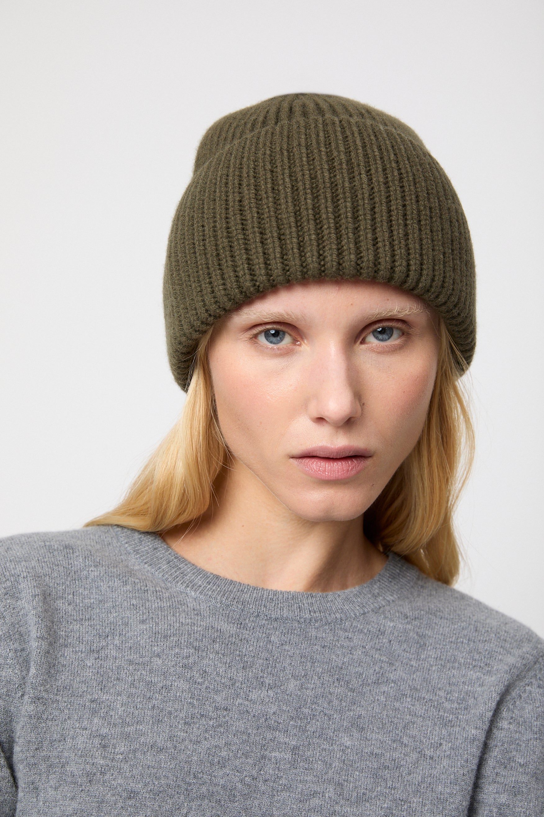 Avignon Beanie Olive – Fall Winter Spring Summer